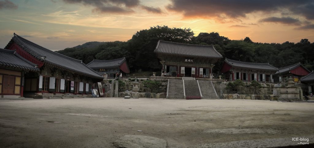 Korea, Busan, Beomeosa and Geumjeongsanseong Fortress (Geumjeong-gu ...